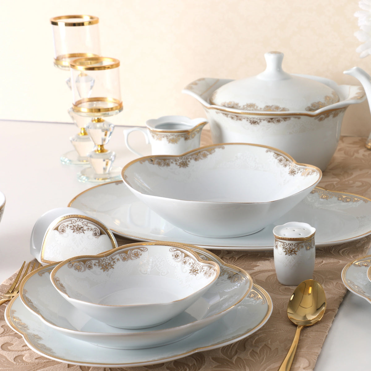 104-PIECE WHITE & GOLD DINNERWARE SET FOR 12-PERSON – Noble Home Gifts